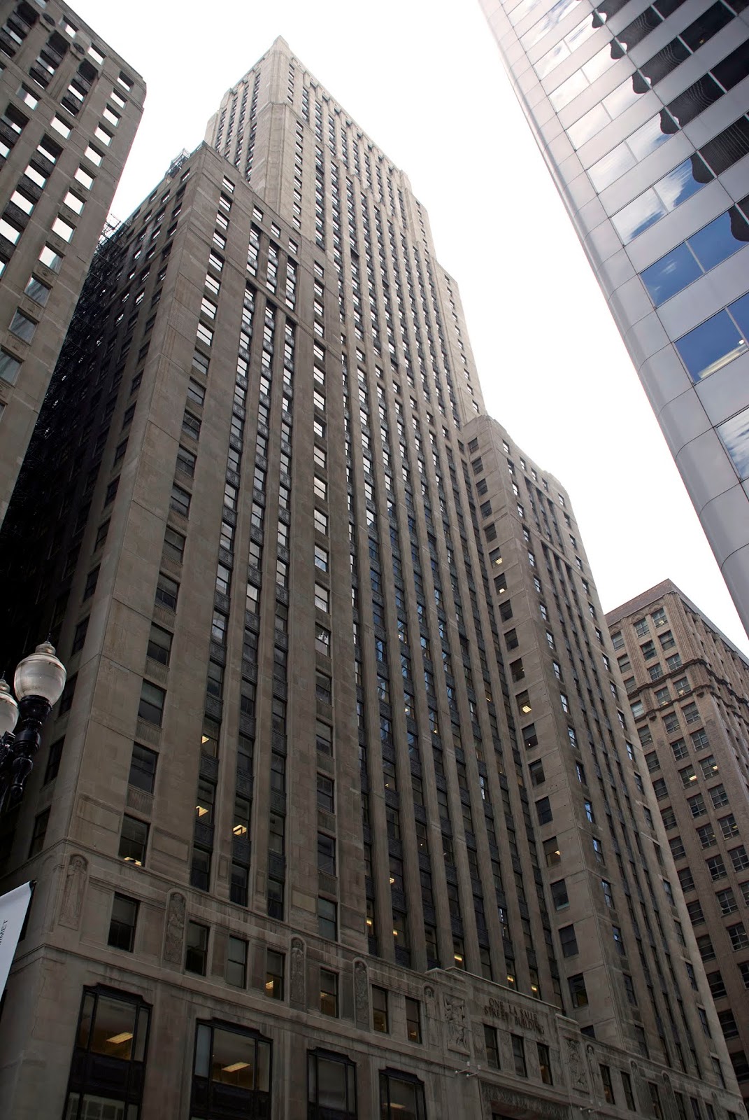 May 27, 1933 -- One La Salle Building Files for Reorganization ...