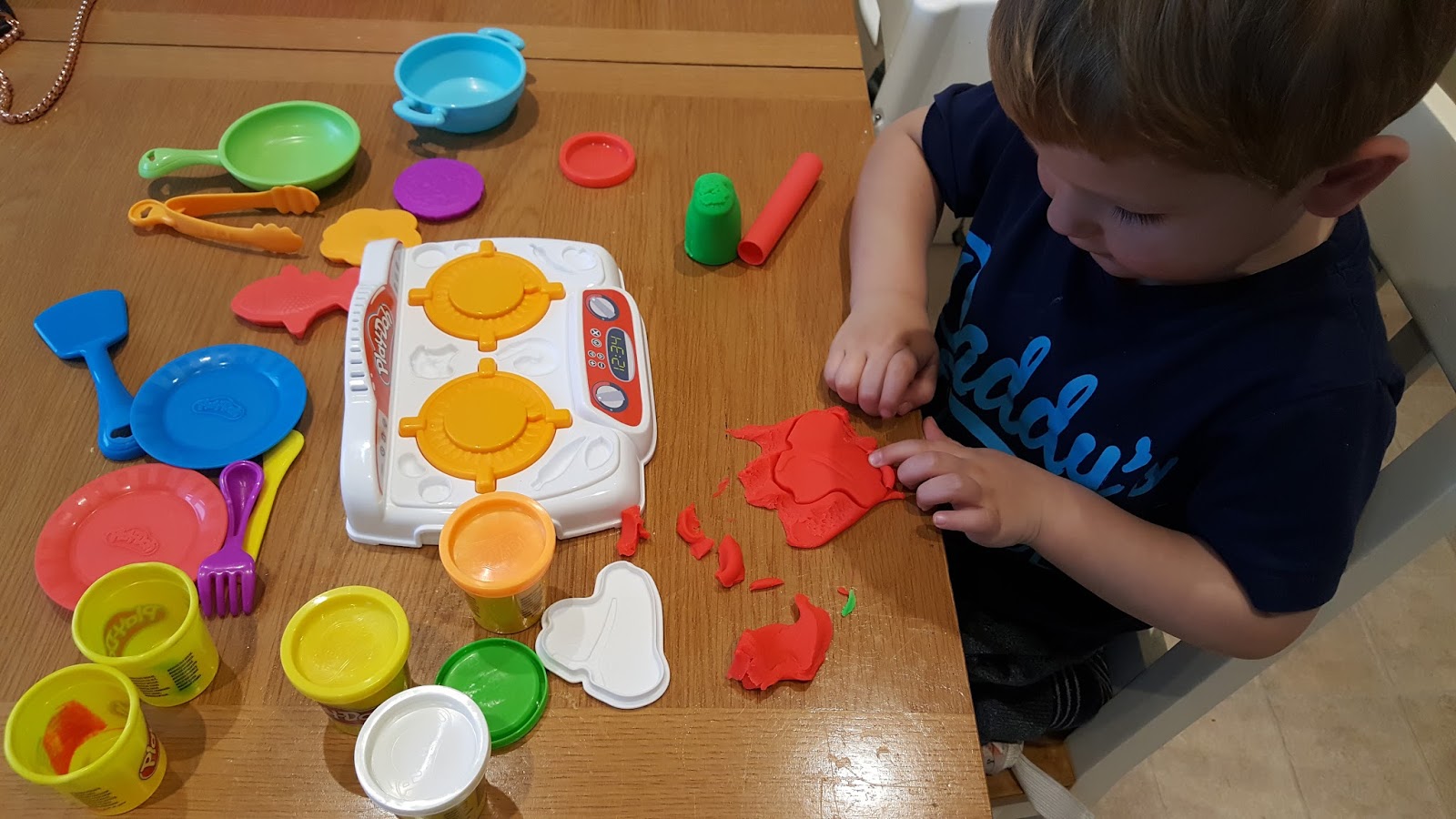 Product Review: play-doh kitchen creations sizzlin' stovetop ... The ...