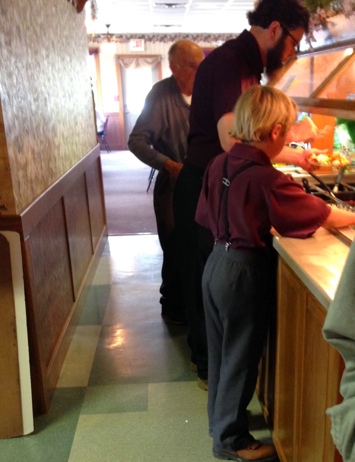 AMISH READER: VISIT TO HOLMES COUNTY, OHIO, PART 2 - MRS. YODER'S KITCHEN