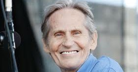 Levon Helm, Singer/Drummer for The Band, Dies of Throat Cancer ...