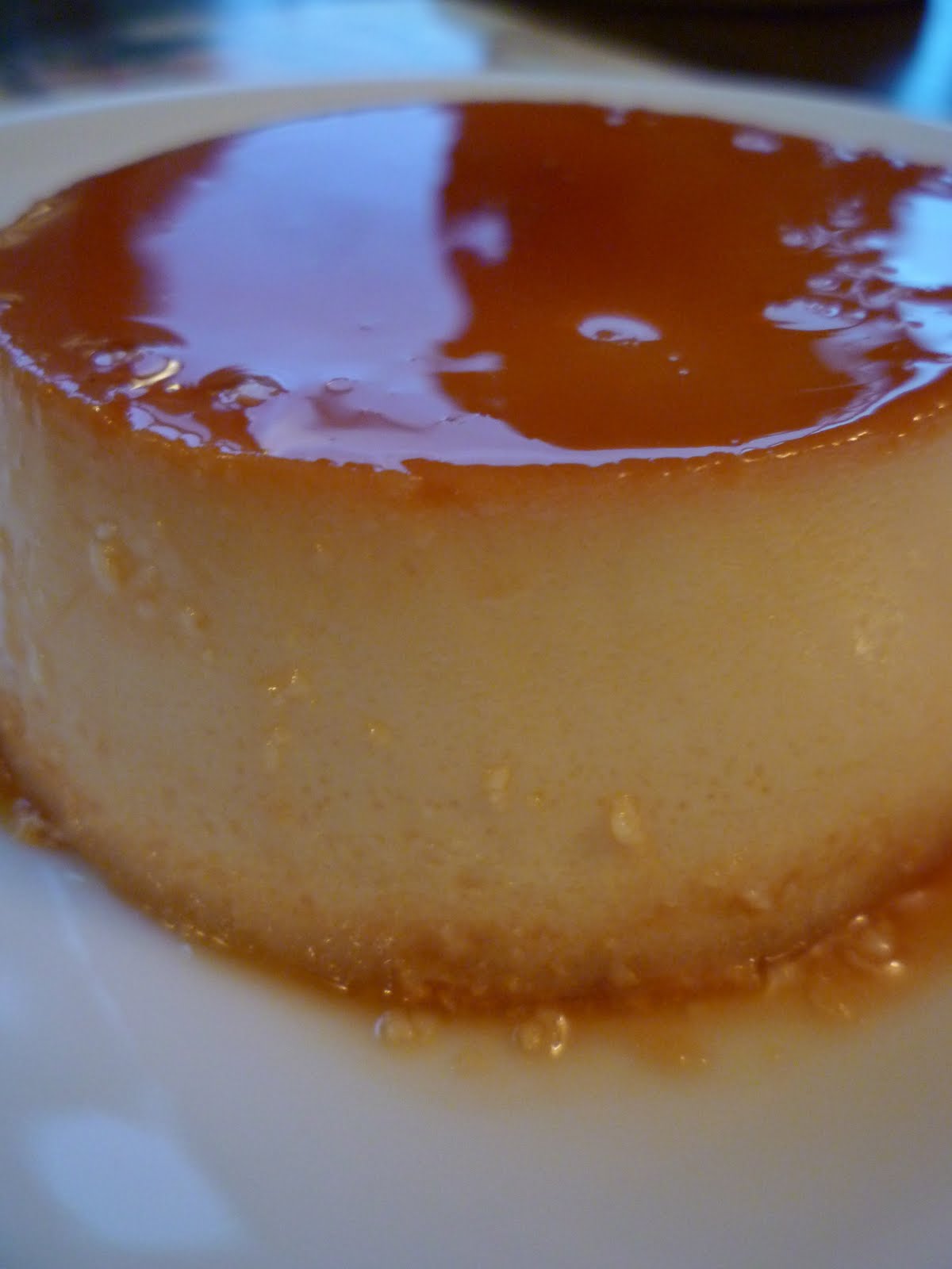 Gladsome Lights: I made flan!
