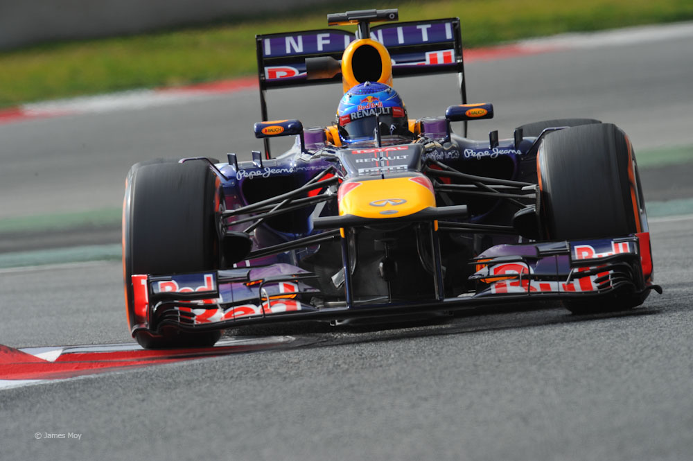Red Bull RB9 2013 F1 Wallpaper