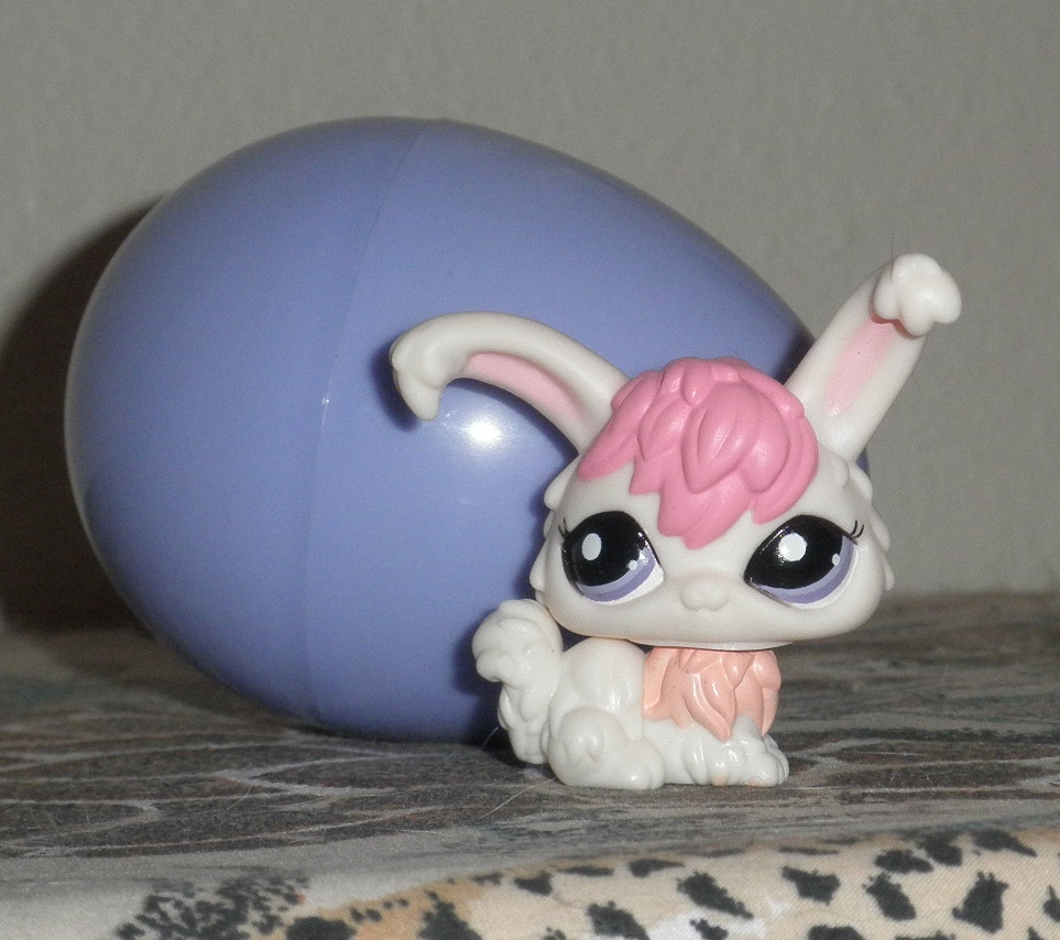 Collectomania: LPS Rabbits