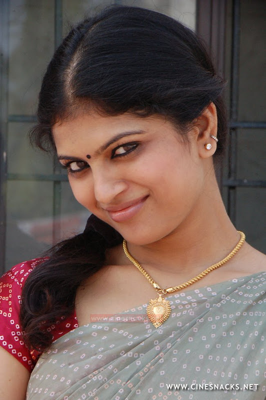 The Best Top Desktop HD Wallpapers: South Indian Actress Rutva In Half ...