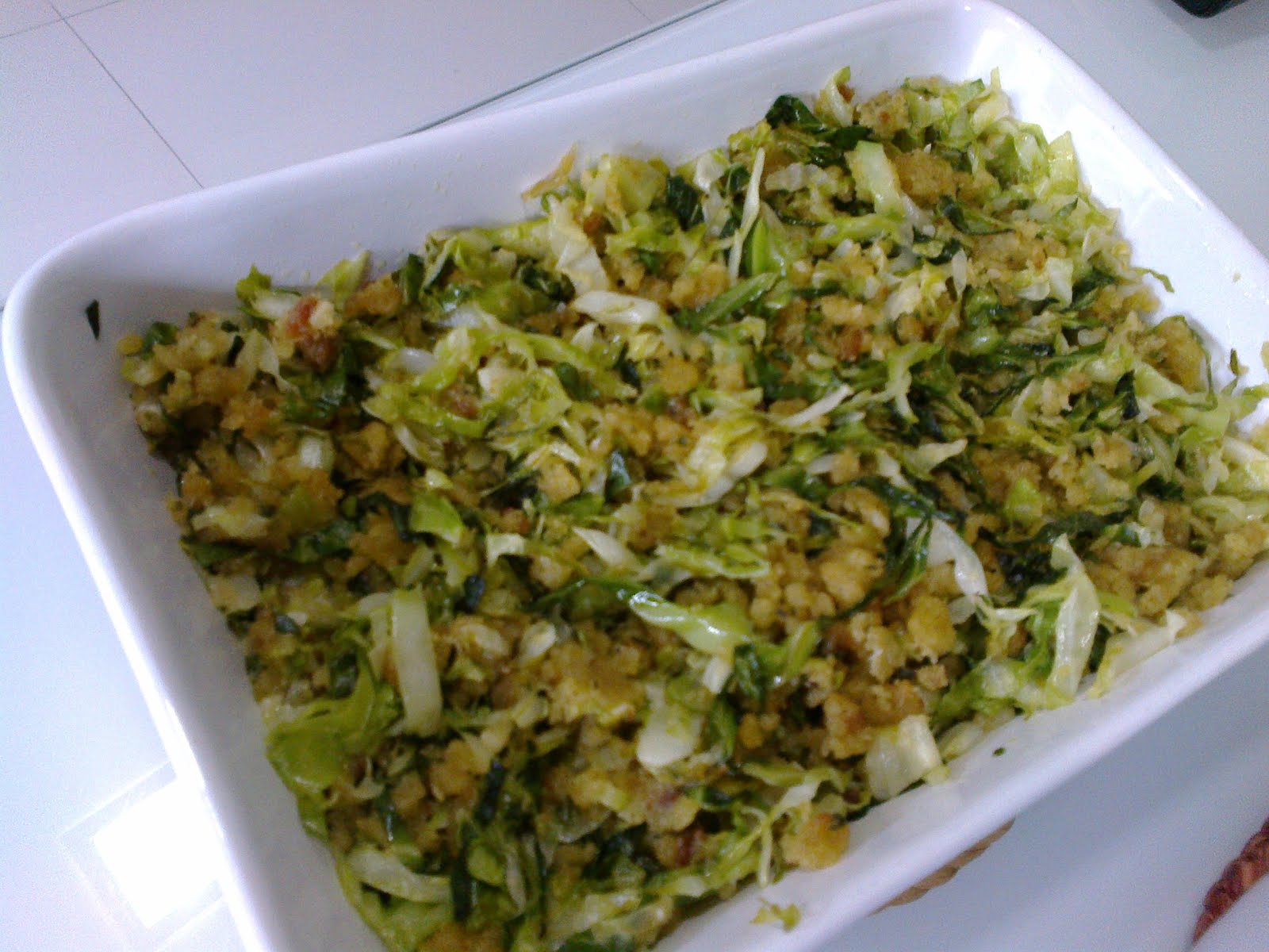 Guloso qb: Bacalhau com broa e migas de couve