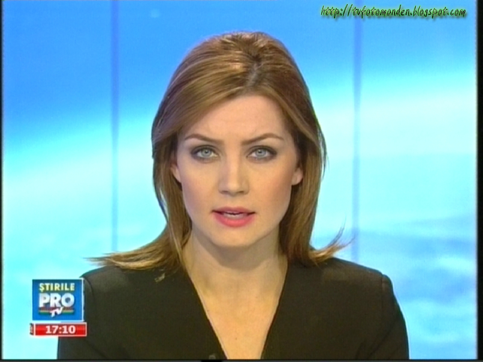 tv foto monden: Monica Dascalu, fermecatoarea prezentatoare a stirilor ...