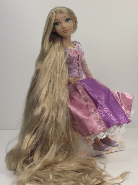 A Review of Rapunzel from the Tonner Doll Disney Showcase Collection ...