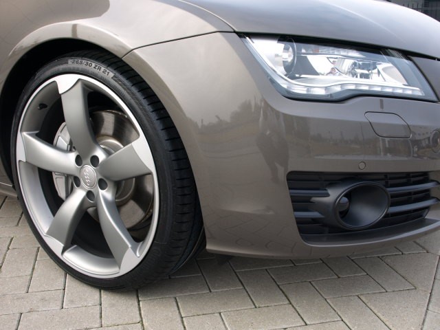 Perfect combo: Audi A7 with Black Optics and 21-inch Rotor-design ...