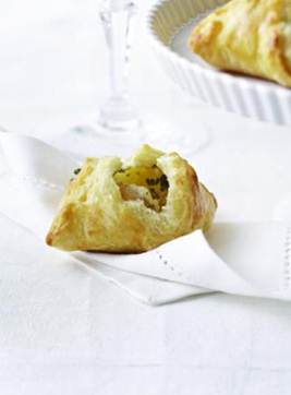 SusieQTpies Cafe: {Spring Recipe} Brunch Pear Puffs