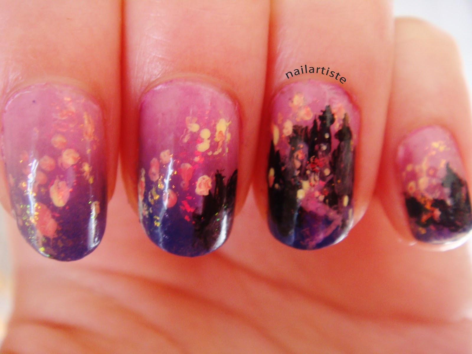 The Nail Artiste: Nail Art: Tangled - Floating Lights