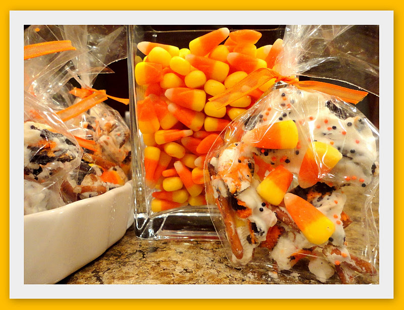 Keeping up with the Kitchen Mom: Halloween Idea Roundup!