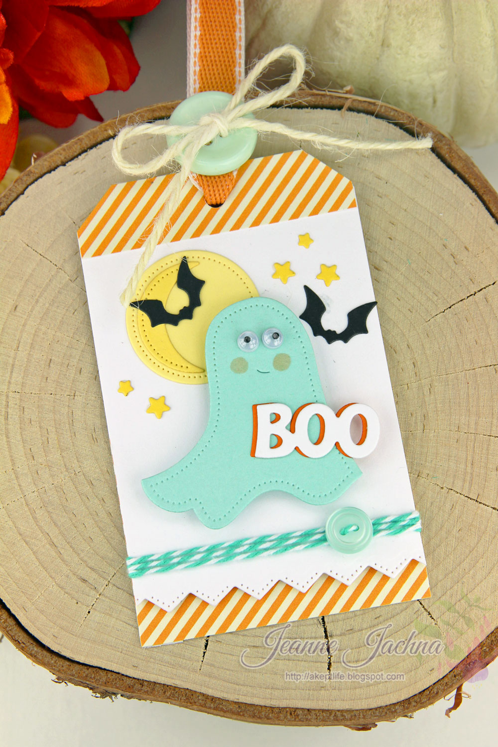 A Kept Life: Tag You're It! Challenge #33 - Ghostie Tag