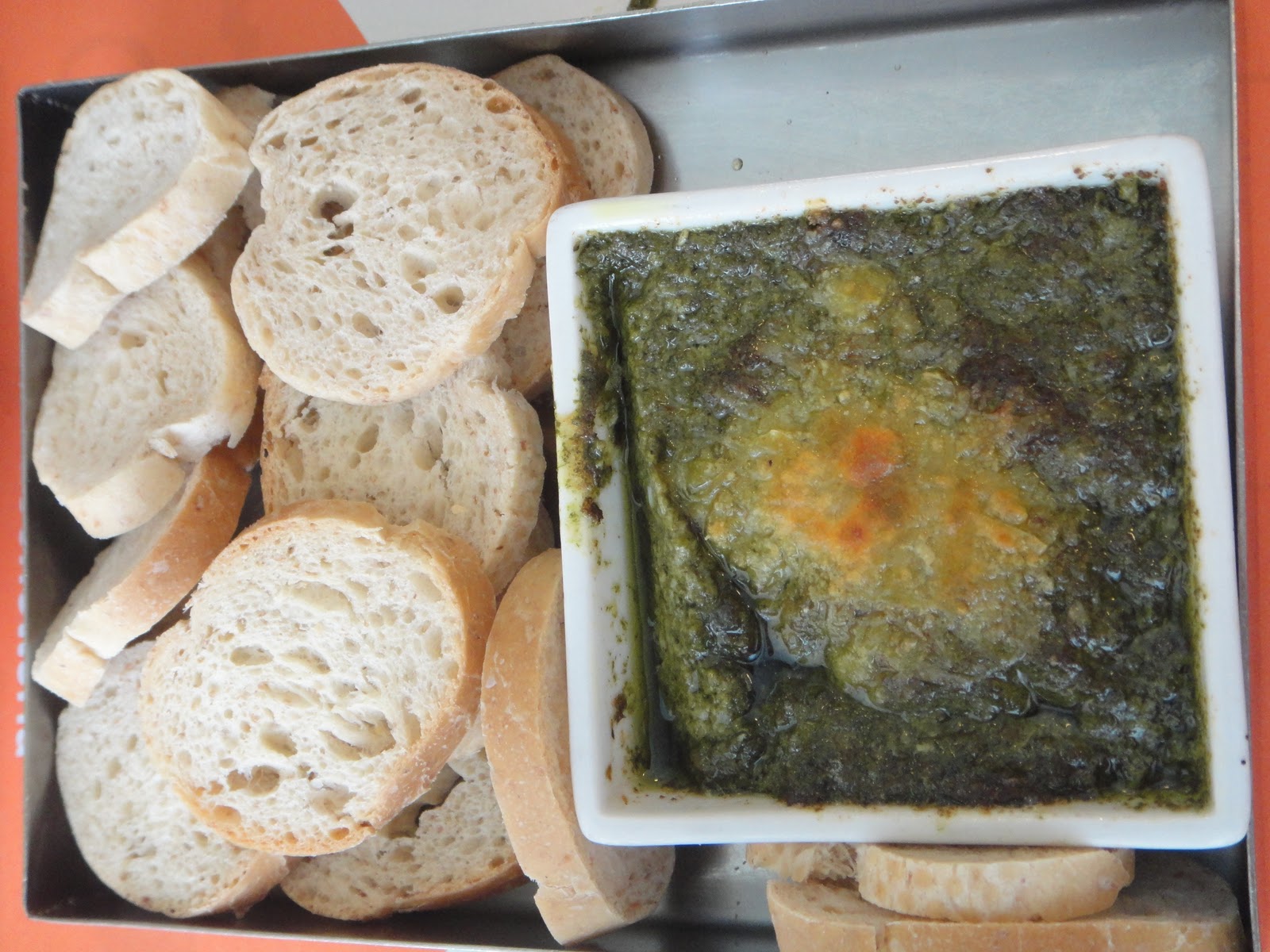 Everyday Food Bites: CIBO: Spinaci Zola, Linguine Alla Ghiotto, Penne ...