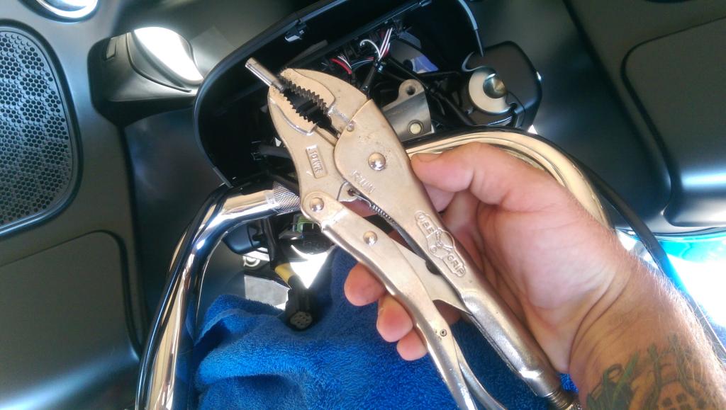 factory47: Road Glide Riser Pin (2015-2018)