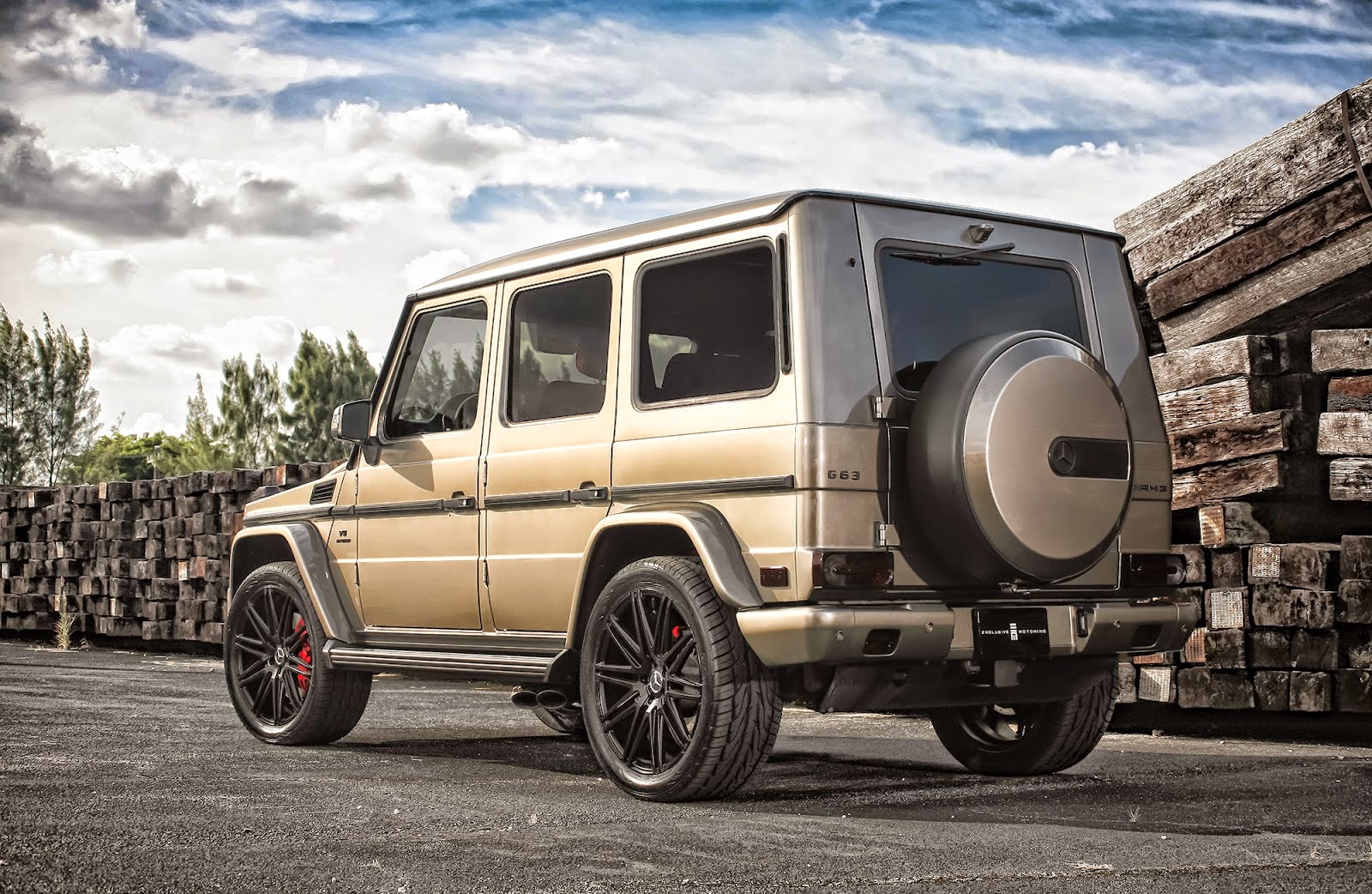 Mercedes-Benz G63 AMG on 22-inch XO Luxury Milan Wheels | BENZTUNING