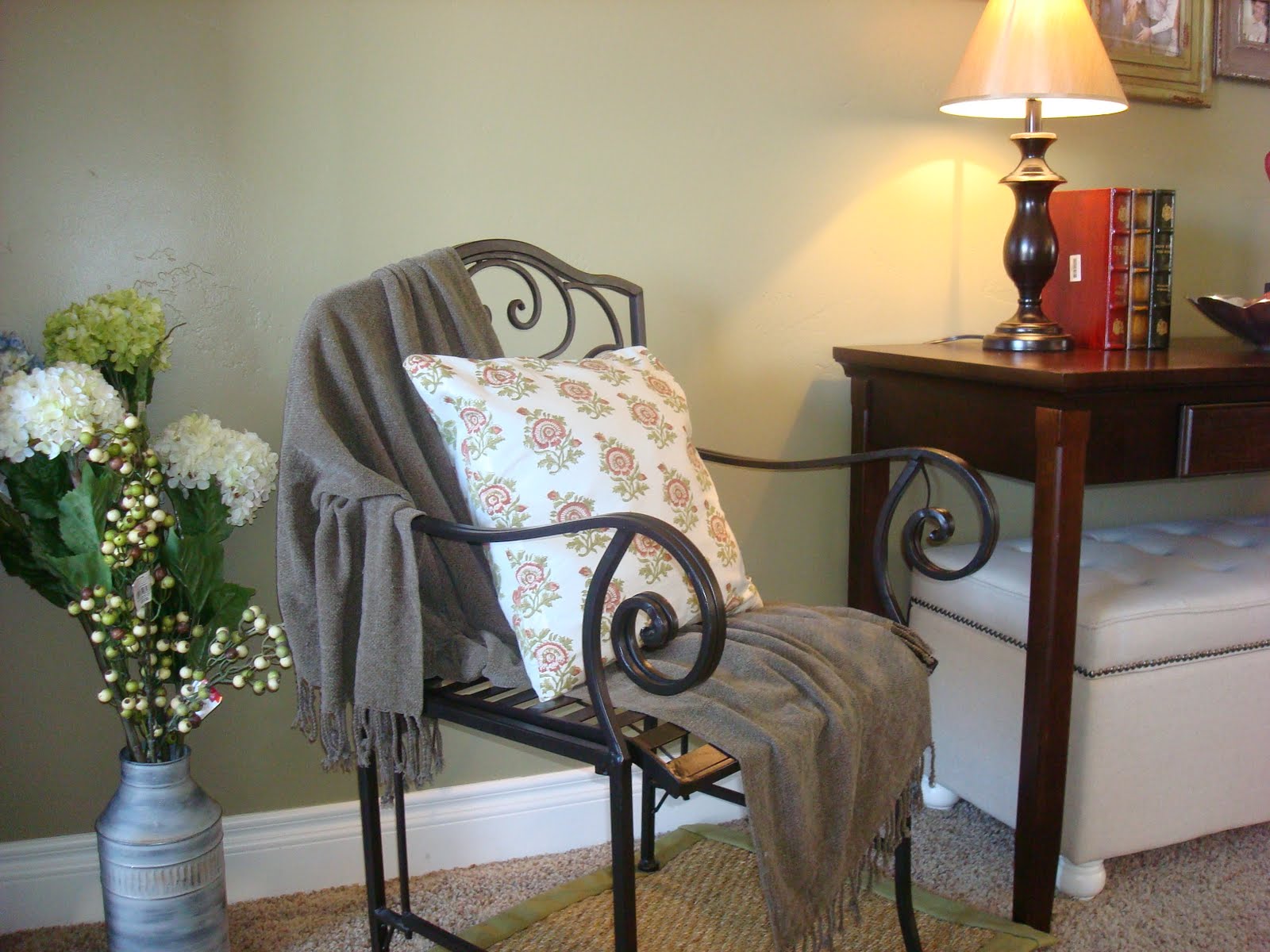 ImagineCozy: How to Accessorize a Living Room