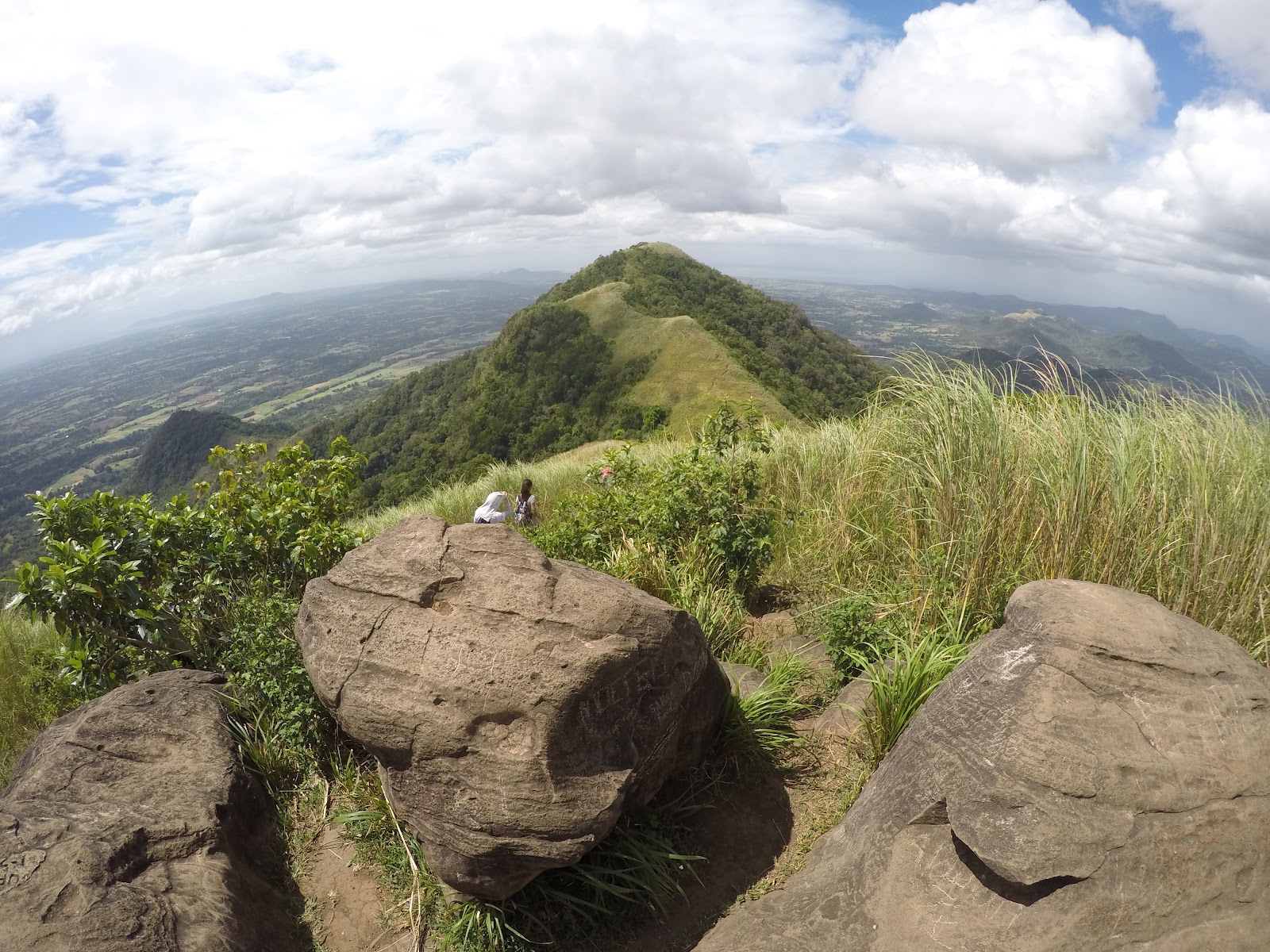 Hiking Guide to Mt. Talamitam - Mt. Apayang - moredantravels