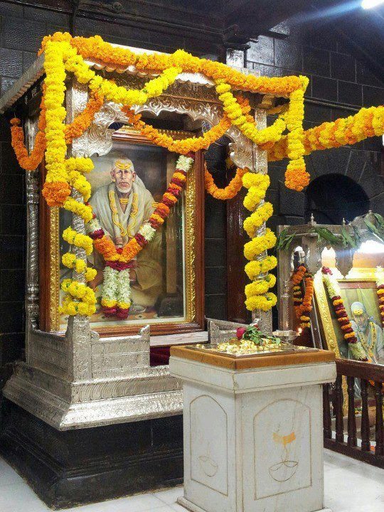 "This is not a mosque, this is Dwarka (Dwarkamai) Those who seek refuge ...