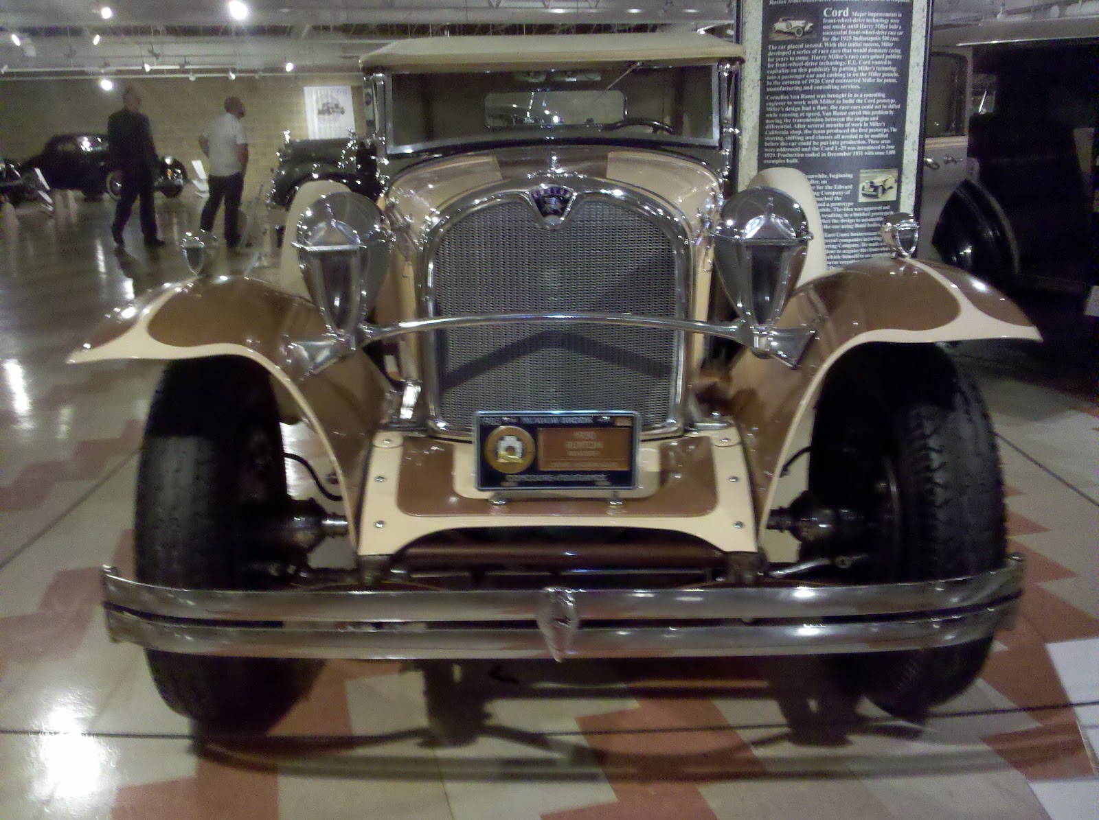 Auburn Cord Lady: 1929 Ruxton Front Wheel Drive