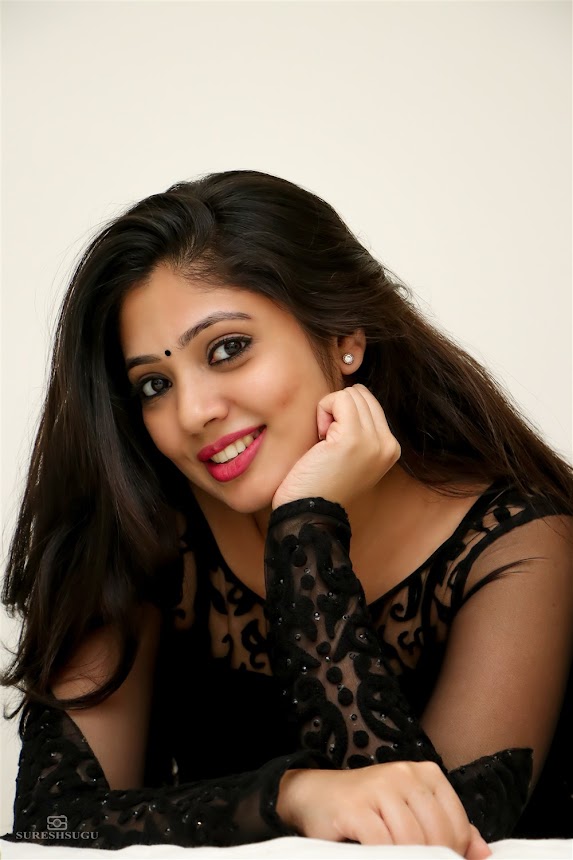 Veena Nandakumar photoshoot stills by Suresh Sugu - South Indian Actress
