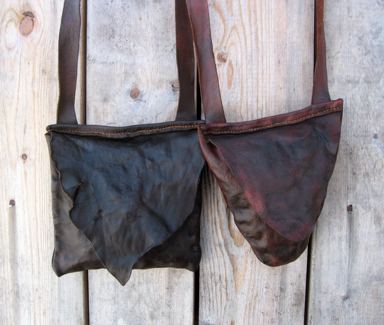 Ewing's Creek Pouches and Accoutrements: Pair of simple leather shot ...