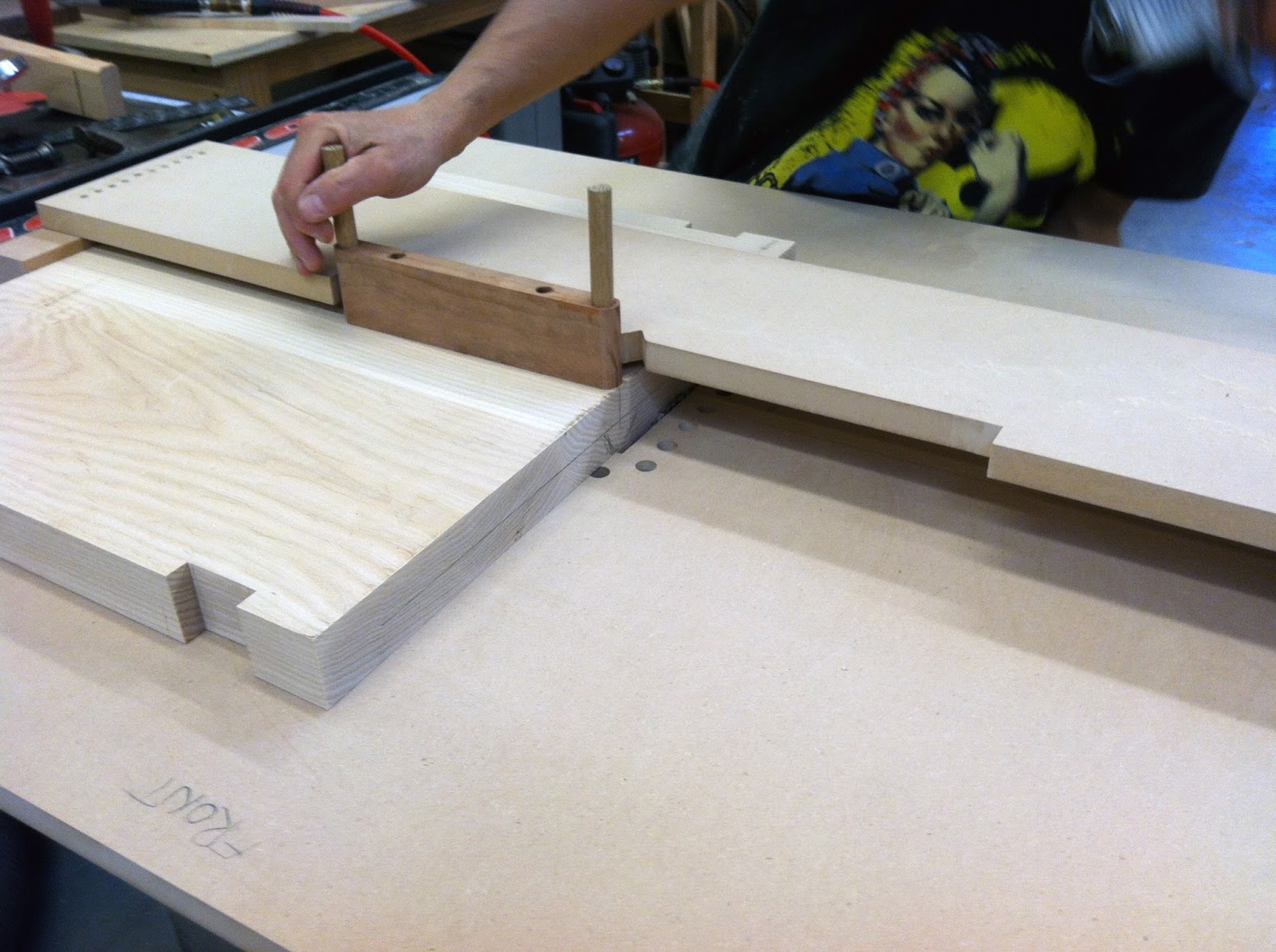 Let's Talk Wood: The coolest seat scooping jig ever