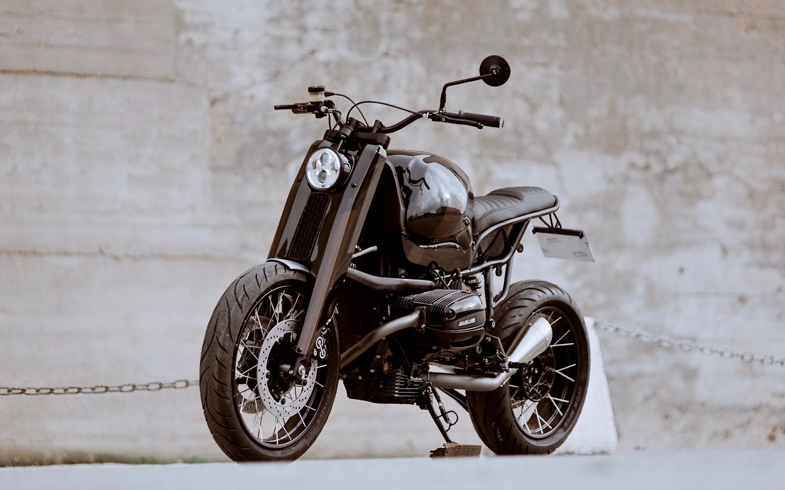 SLCDR R850 - Inazuma café racer