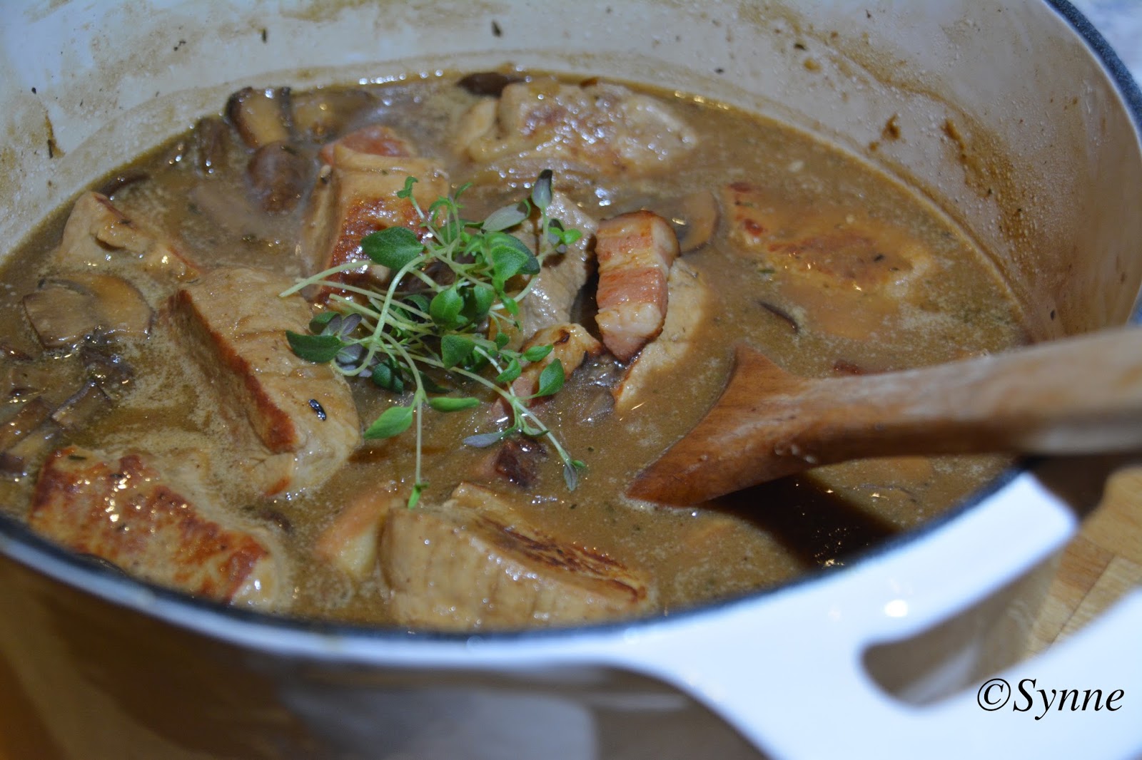 ganske enkelt: Gryte med svinefilet og bacon