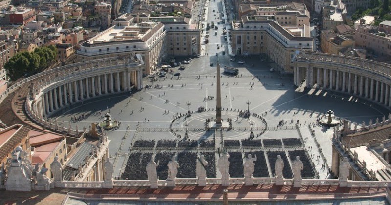 El obelisco del Vaticano, un reto de la ingeniería