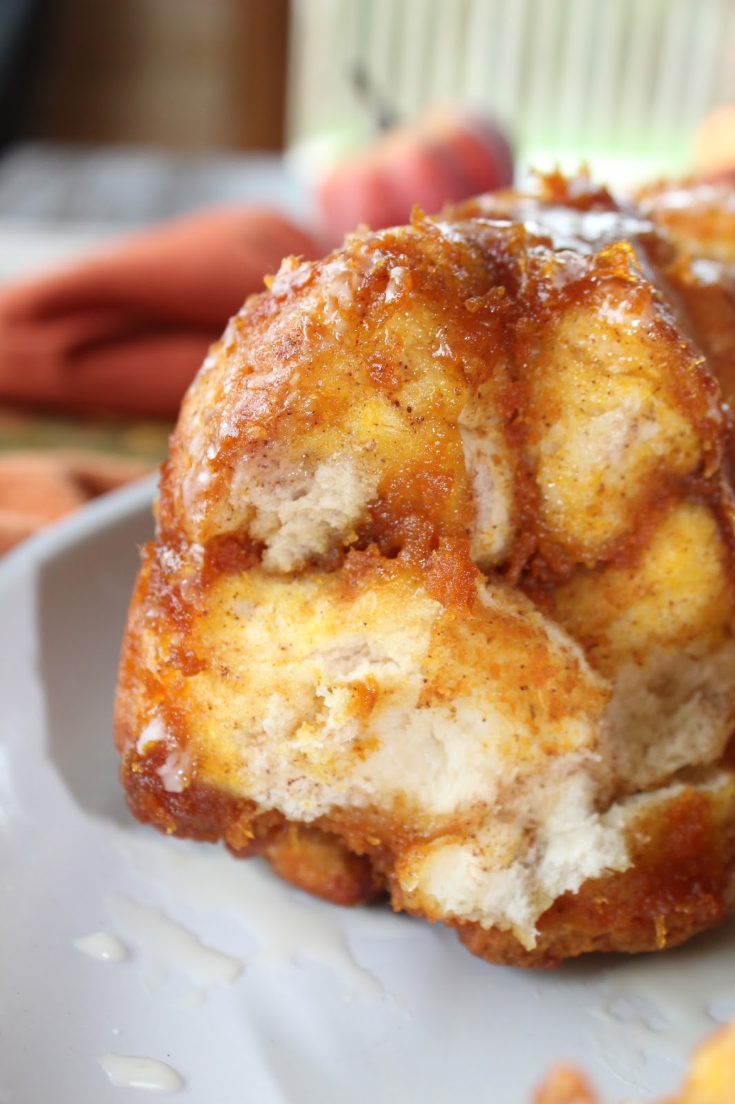 Living on Cloud Nine: PUMPKIN MONKEY BREAD WITH MAPLE DRIZZLE