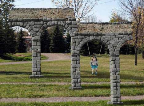 20 Amazing Rare Optical Illusions That'll Blow Your Mind //SpreadIt_tk