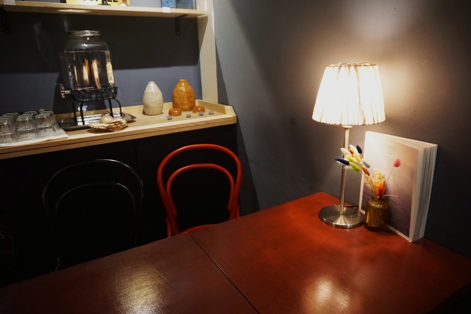 AREX: Enjoy a relaxing afternoon at Stance Coffee in Sangsu-dong