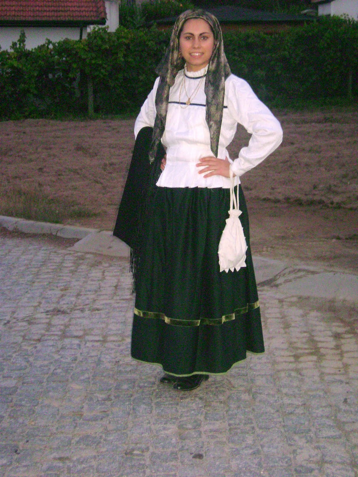 Rancho Folclórico e Etnográfico do Zagalho e Vale do Conde: Trajes