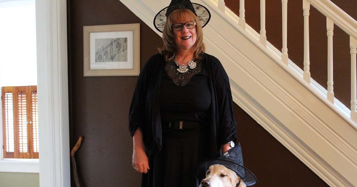 Living The Small Life: Dog-O-Ween