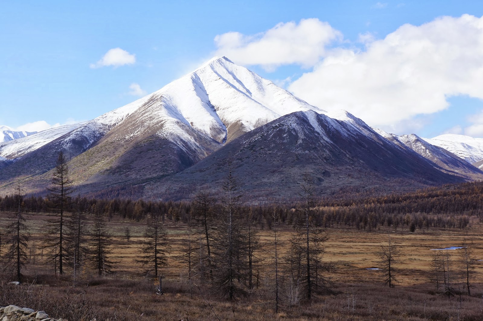 Christine & Filiep on a trip.: 5.4 KOLYMA HIGHWAY (Eastern Siberia).