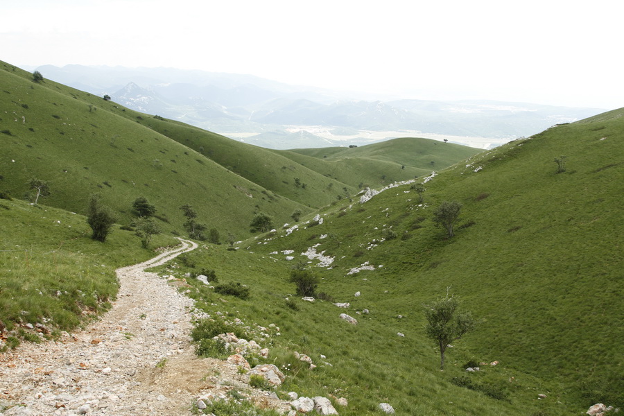 Voluharski potopisi: Planinski dom Hahlići, Obruč, 11.6.2011