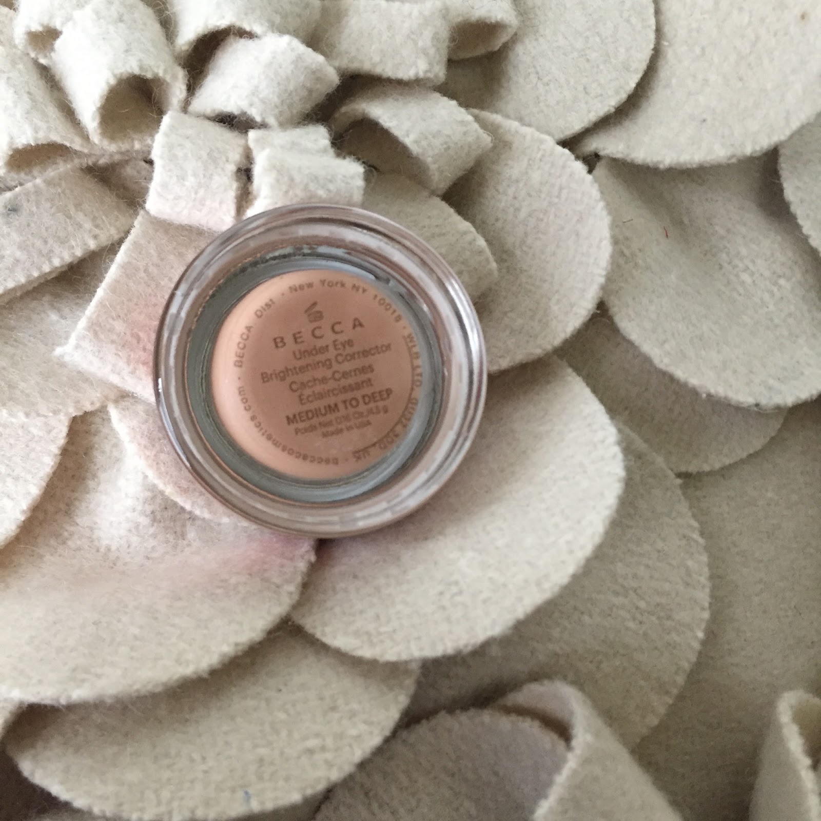 Becca Under Eye Brightening Corrector Medium To Deep Review and ...