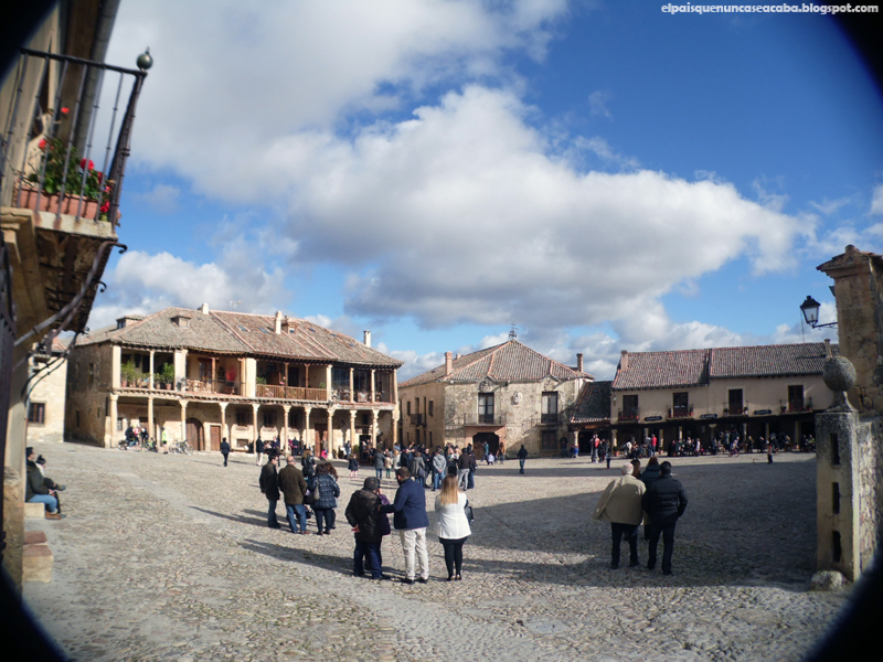 El país que nunca se acaba: Pedraza, el encanto de la piedra bien cuidada