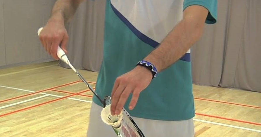 Faimformasi blog: Teknik Pukulan Servis Dalam Olahraga Bulutangkis ...