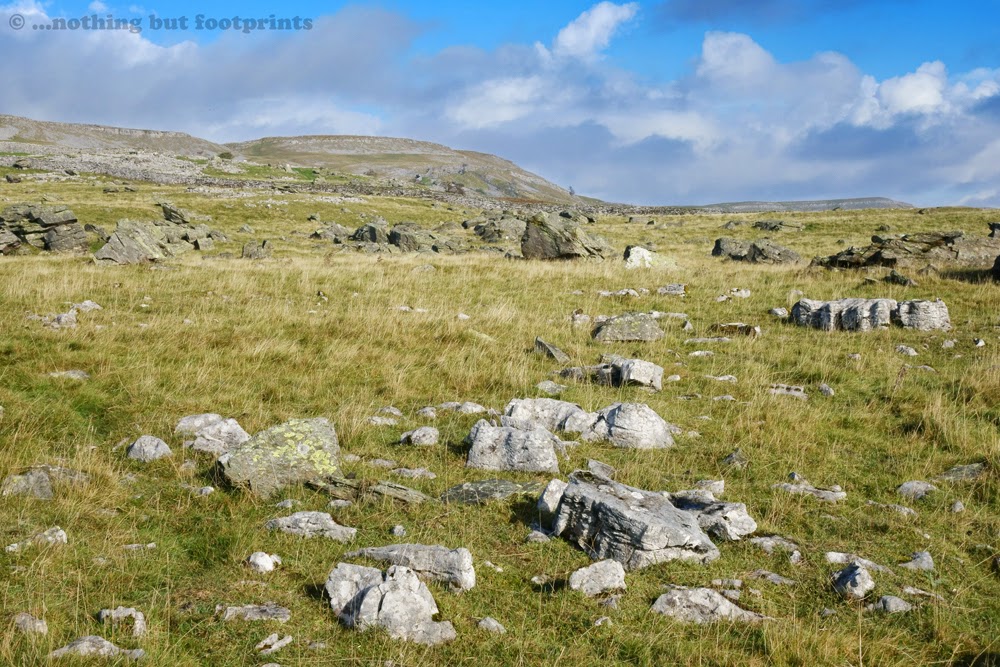 Norber Erratics & Maughton Scar (Yorkshire Dales)