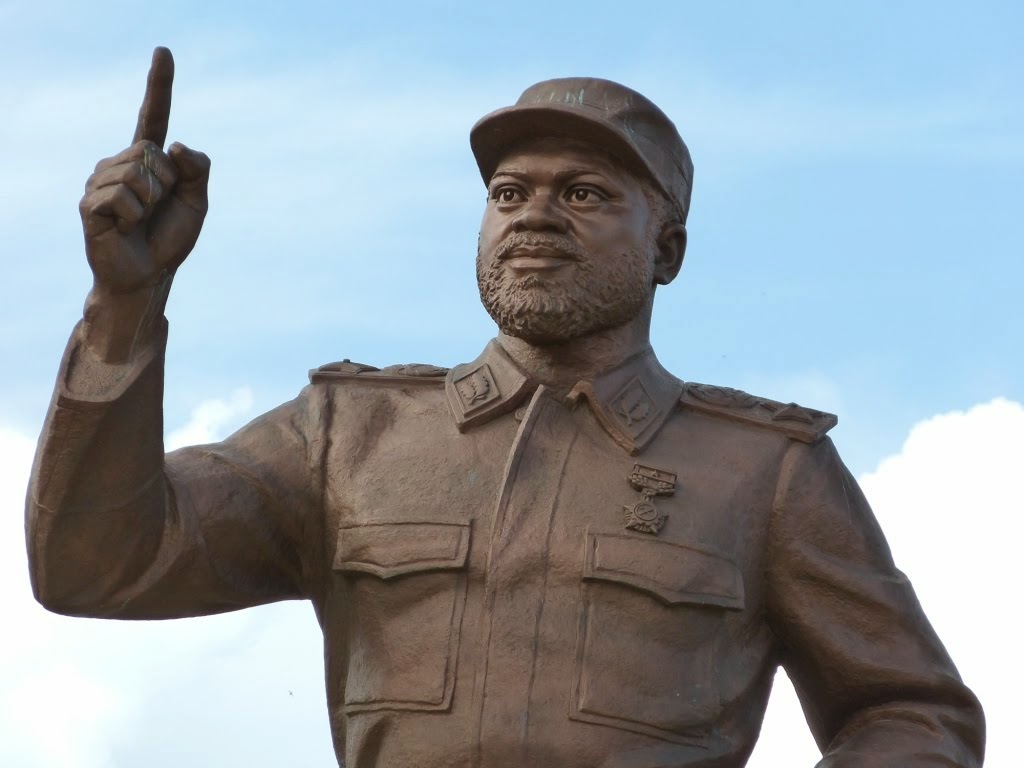 Malomil: Pergunta, Samora.