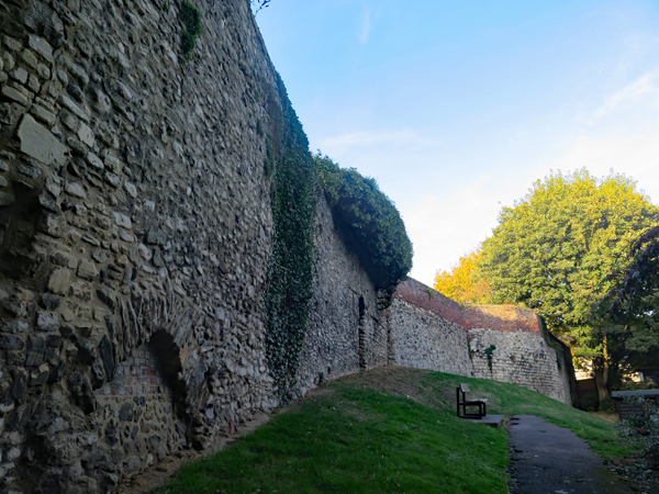 The Language of Stone: Kentish Ragstone in Rochester