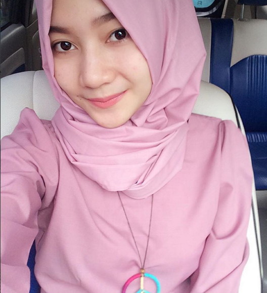 Kumpulan Foto Wanita Cantik Berhijab | LIAT AJA