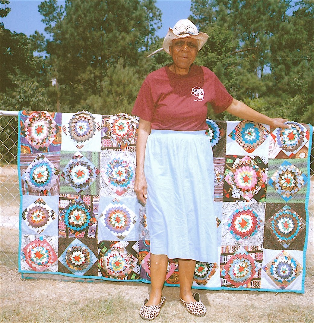 sewing susan: Lucy Mingo with Pine Burr Quilt