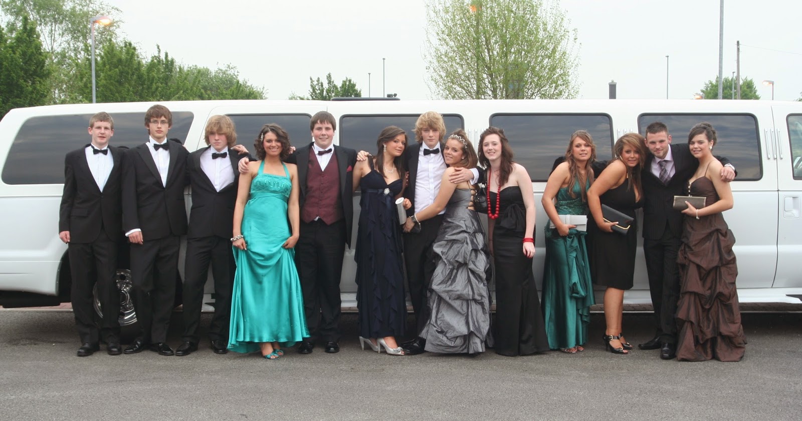 Party Limo Seattle: Homecoming limo service, school dance. junior high ...
