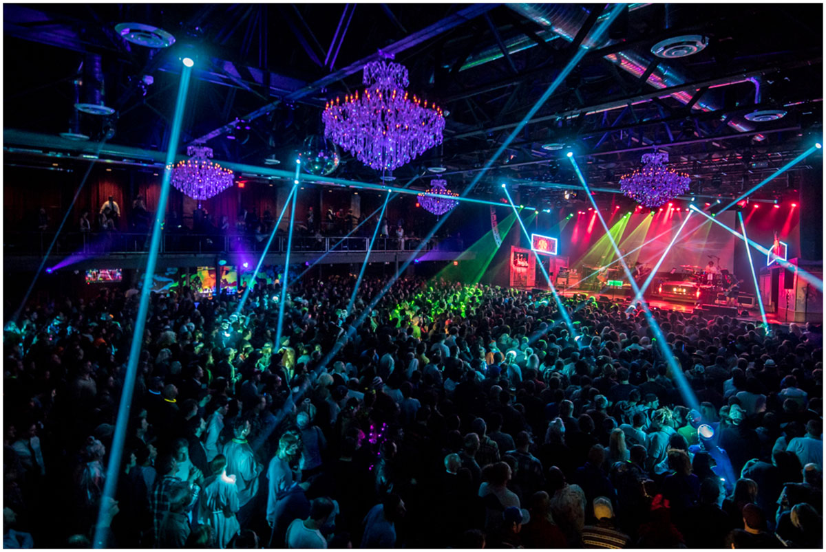 The Curtain With: moe. 2016-10-29 The Fillmore, Philadelphia, PA