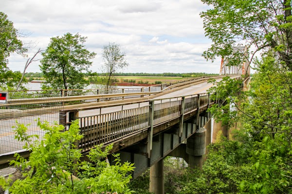 Mark D. McCoy Photography: Ledbetter Bridge Progression of Collapse