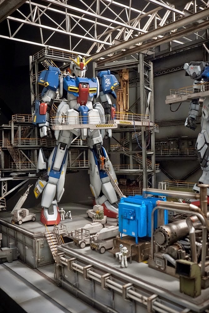 Gundam Family: PG 1/60 Gundam Assemble Plant Hangar Diorama Custom Build