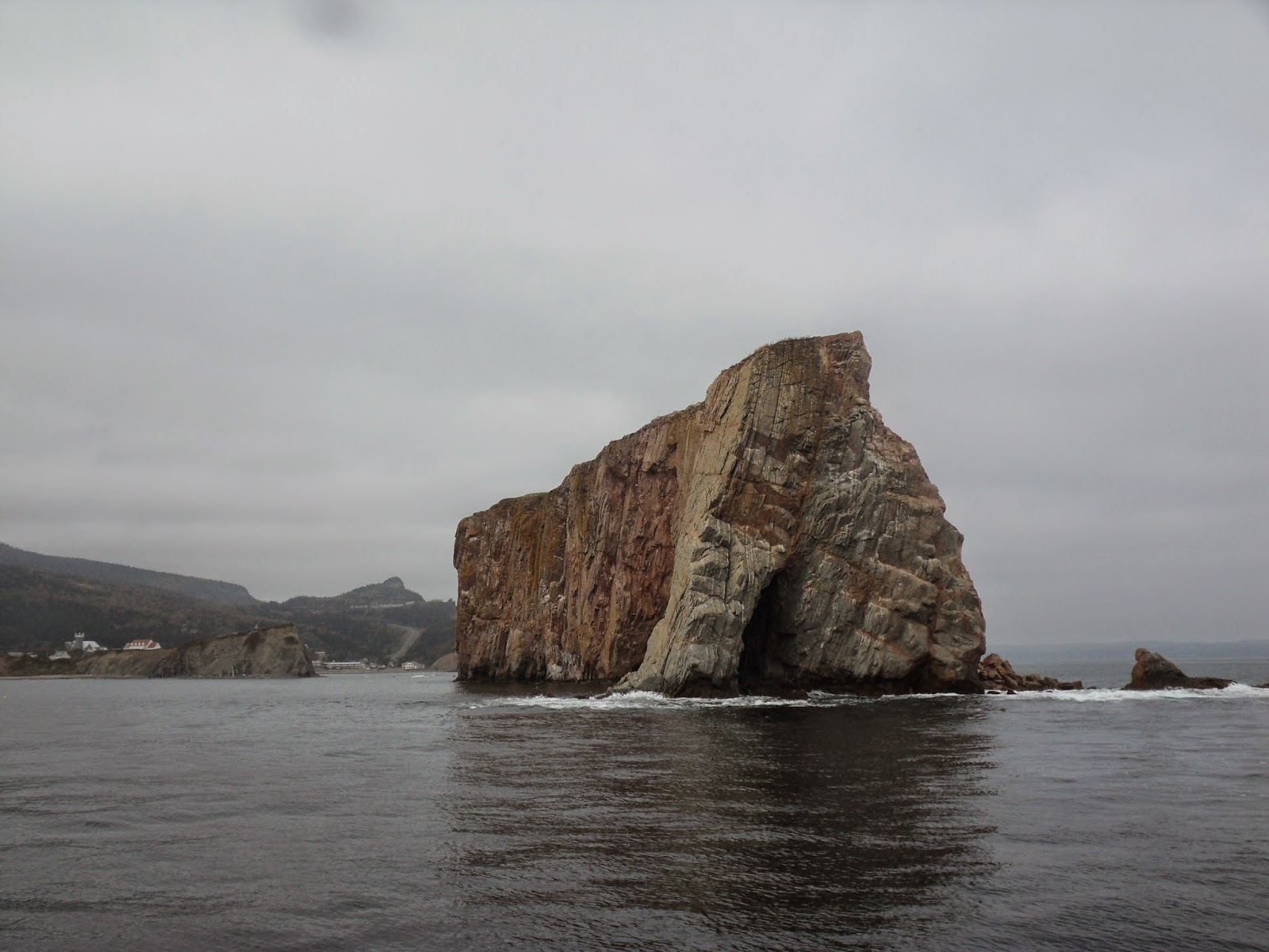 La Gazette des Ours en Voyages: Percé et son rocher... percé