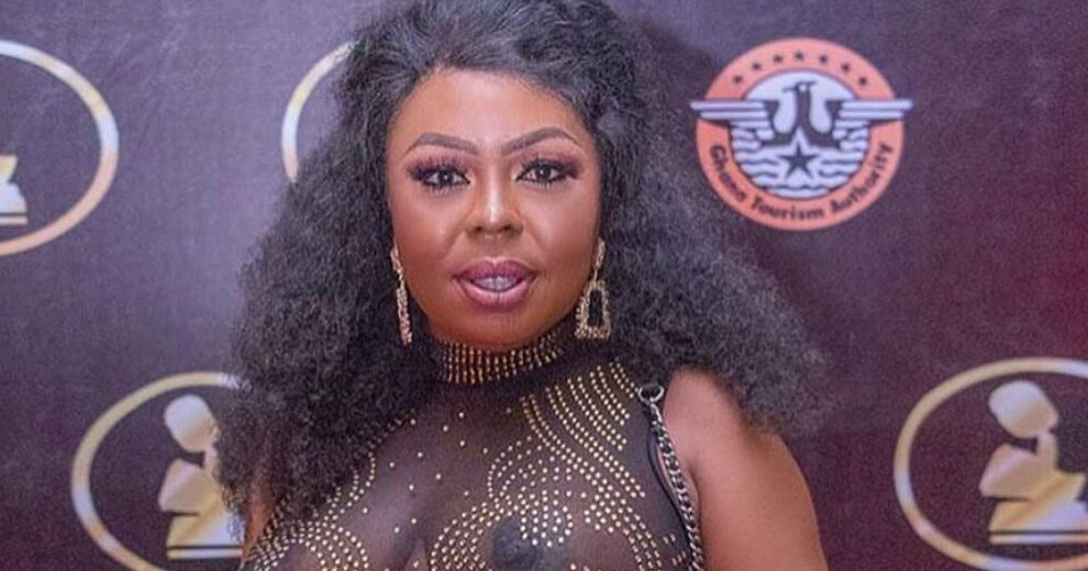 THIS GHANAIAN ACTRESS CLAIMS HER OUTFIT IS NOT REVEALING | HOUSE OF ...